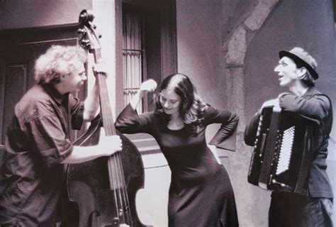 Rilke Im Schlosspark Von Eva Sixt Und Joseph Berlinger