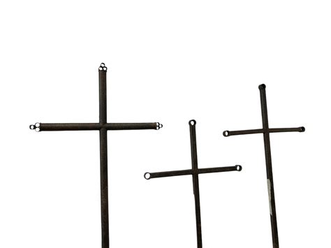 1160143 Metal Crosses H 174 Cm X 58 H 147 Cm X 54 And H 168
