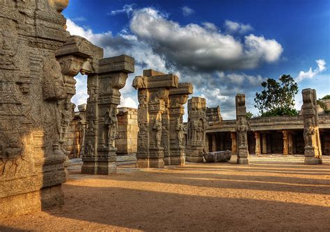 About Lepakshi Temple Very Famous Temple Anantapur Andhra Pradesh