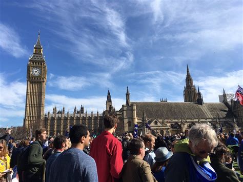 Pictures Of Lauri Johnson