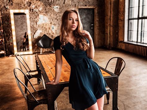 Download Wallpaper Table Girl Dress Vlad Popov Dasha Diaghilev Section Girls In Resolution