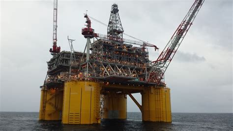 Shell Olympus Tlp Tension Leg Platform Sunset Pictures Oilfield