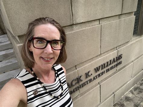 Cindy Blackwell On Linkedin My Big News Is Here After 20 Years Away