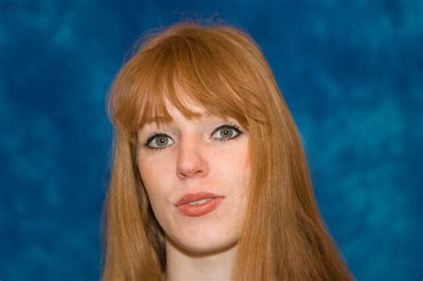Premium Photo Close Up Portrait Of Redhead Woman Against Wall