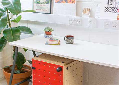 Crisscross Flat Pack Furniture Easier To Take Apart Than Ikea