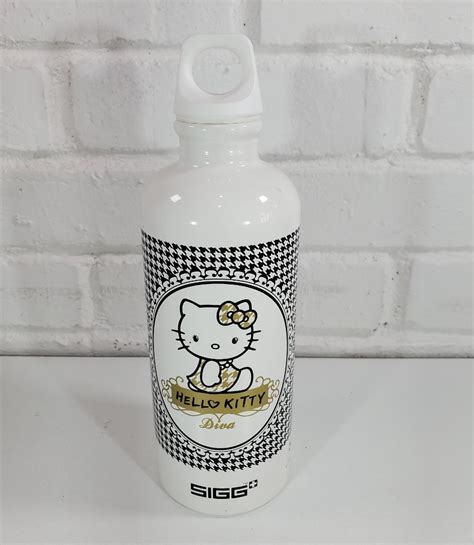 Sigg X Hello Kitty Diva 直接由瑞士購入06l鋁水樽 Sigg X Hello Kitty Diva 06l