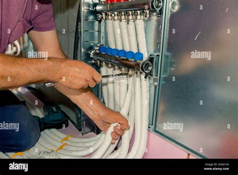 Worker Assembly New Brass Distribution System Manifold Valves Mounted