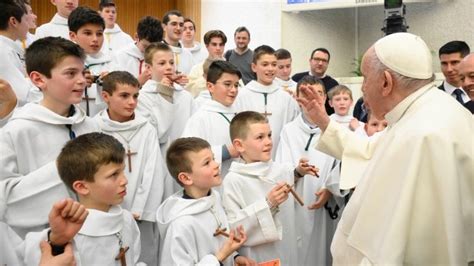 Pavens Onsdagsaudiens Gir Vi Plass Til Den Hellige ånds Lys Vatican