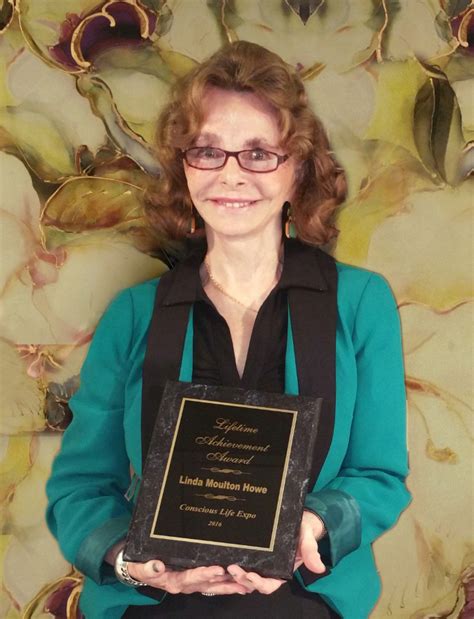 Linda Moulton Howe Bio Earthfiles