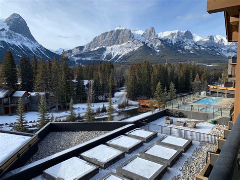 Where To Stay In Banff At Christmas Time