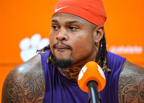 Xavier Thomas Not Playing In Miami — All Clemson Tigers
