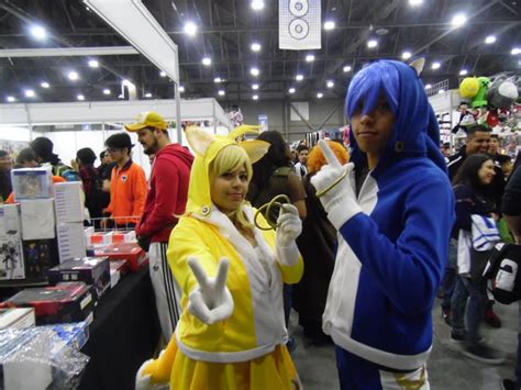 Tails And Sonic Gijinka Cosplay By Brandonale On Deviantart