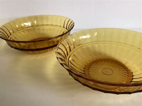 Andries Dirk Copier 2 Schalen Neerlandia Verkocht Kunstveiling Nl