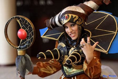 Cosplayer Catzilerella