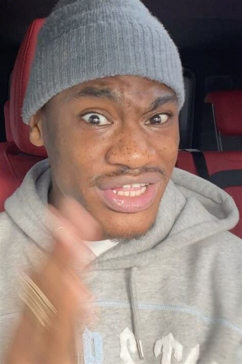 Ty Logan Wiki Biography Age Gallery Spouse And More