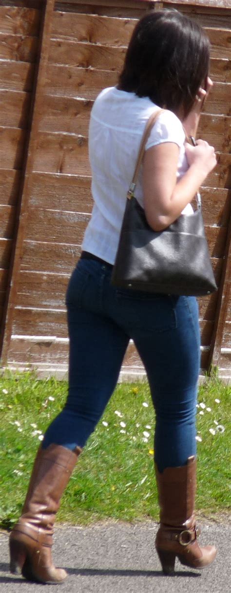 Stunning Teen In Tight Jeans And Boots Tight Jeans Forum