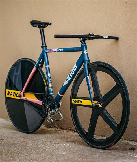 Pin By Jamal Guy On Bikes Ideas Urban Bicycle Fixed Bike Super Bikes
