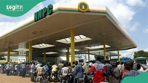 Nnpc Increases Petrol Price Filling Stations Adjust Pumps To New Rate
