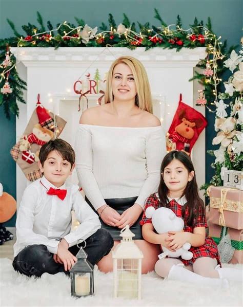 თითქმის ერთი წელი სანამ არ დავიკელი სახლში ვიყავი გამოკეტილი ორი შვილის დედა რომელმაც 8