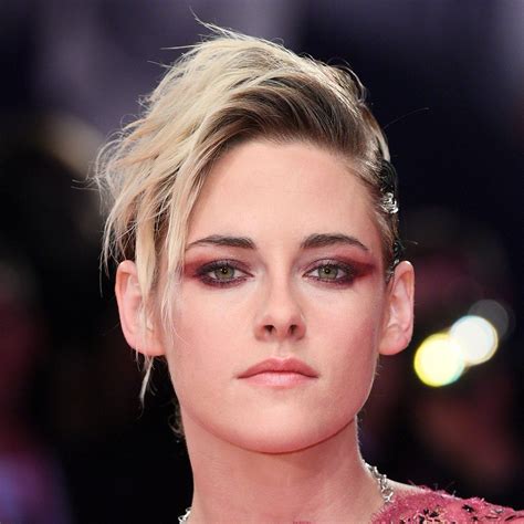 Kristen Stewart Is The Short Hair Icon We Need But Dont Deserve