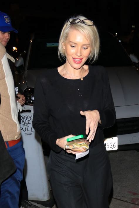 Nicky Whelan Hawtcelebs