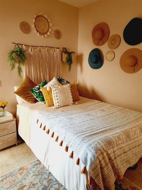 Small Boho Room Decor Ideas