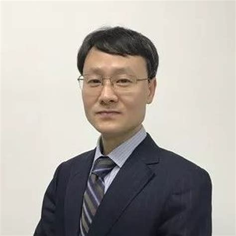 中兴通讯首席安全官钟宏谈安全保障