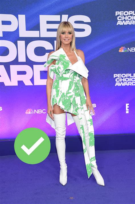 Peoples Choice Awards 2022 Quiénes Fueron Los Mejores Y Peores Vestidos De La Alfombra Roja