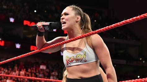 Wwe Ronda Rousey Commenta Linfortunio Di Becky Lynch Zona Wrestling