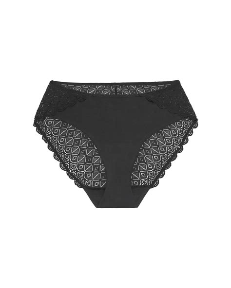 20 Best Mature Lingerie And Sexy Bras And Underwear For 2024