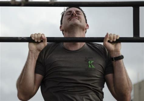 Best Pull Up Grip Which Pull Up Grip To Use And Why Science Explained