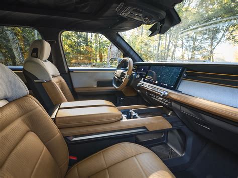 Scouts Extended Range Evs To Offer About 500 Miles Of Combined Range Scouts Extended Range Evs To Offer About 500 Miles Of Combined Range