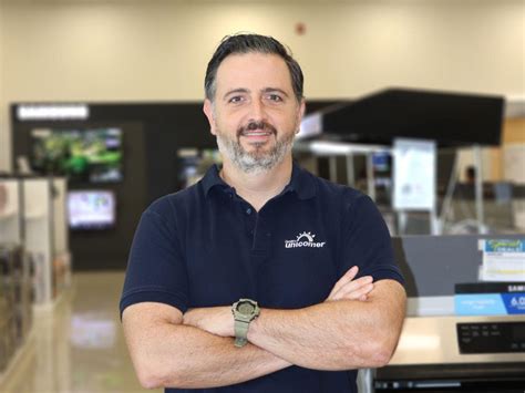 Felix Siman Iii Un Líder De La Nueva Generación