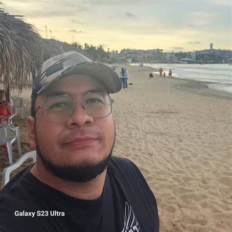 Miguel Lopez Miguellopez240786 On Threads