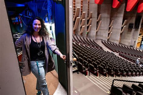 Amerikanske Elaine Maltezos Endte Opp I Norge Ved En Tilfeldighet Nå Har Hun Drømmejobben I Bergen