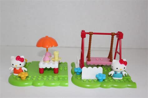 Mega Bloks Hello Kitty Playground 10817 And Happy Picnic 10816 Euc Complete 1888390517