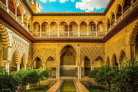 Seville Cathedral Royal Alcazar And Giralda Half Day Walking Tour