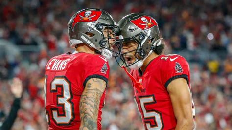 Bucs Receivers Mike Evans Jalen Mcmillan Active Tonight Vs Falcons