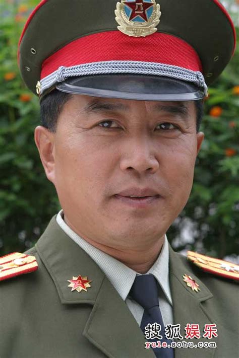 图：《战争目光》中曾红生饰演曹天心 1 搜狐娱乐