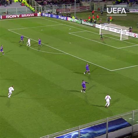 Uefa Posted An Arjen Robben Le Cut Inside Man Compilation On His 40th Birthday R Fcbayern