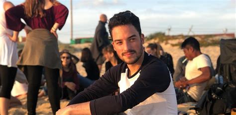 יש סיכון בחיים בחול החנוכייה חזרה אל החלון אבל דגל ישראל לא גלובס