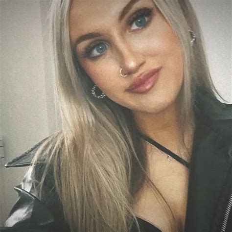 Chloe☁️ Chloecanningxx • Threads Say More