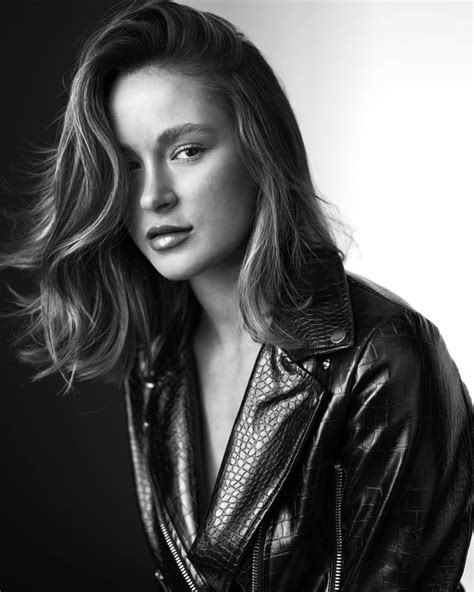 Claudia Dargis New Photoshoot R Claudiadargis177