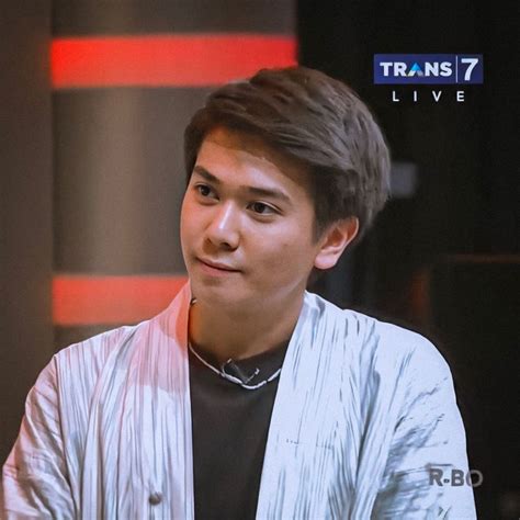 Iqbaal Ramadhan Wallpaper Lucu Lucu Selebritas