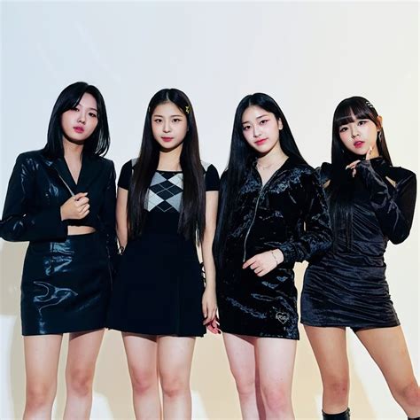 4th Generation K Pop Girl Group Hires Fansite As Global Marketing