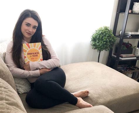 Daniela Bobadilla Feet