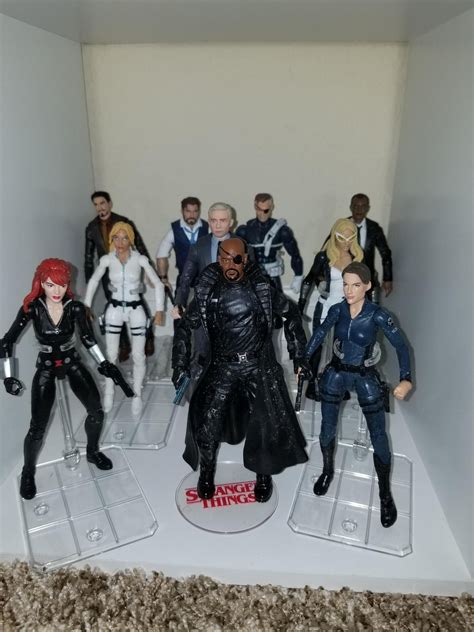 Shield Shelf Ractionfigures