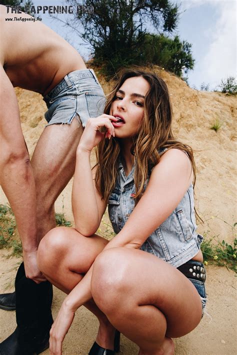 Addison Rae Sexy In High Hills 10 Photos The Fappening