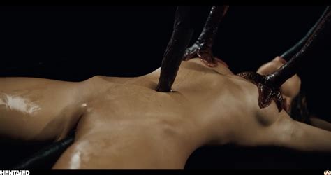 Innocent Girl Orgasm From Alien Navel Injection 日本語で