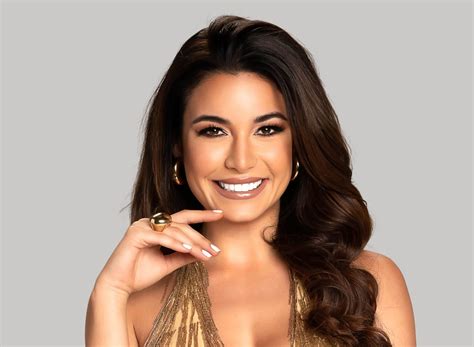 Julia Gama Se Inicia Como Actriz De Telemundo En El Señor De Los